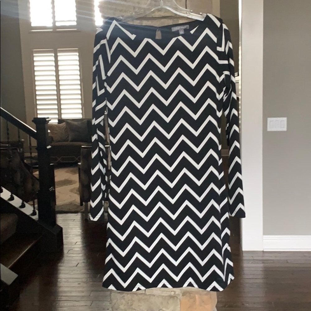 Classic Black & White Chevron Pattern Dress Xs - Gem